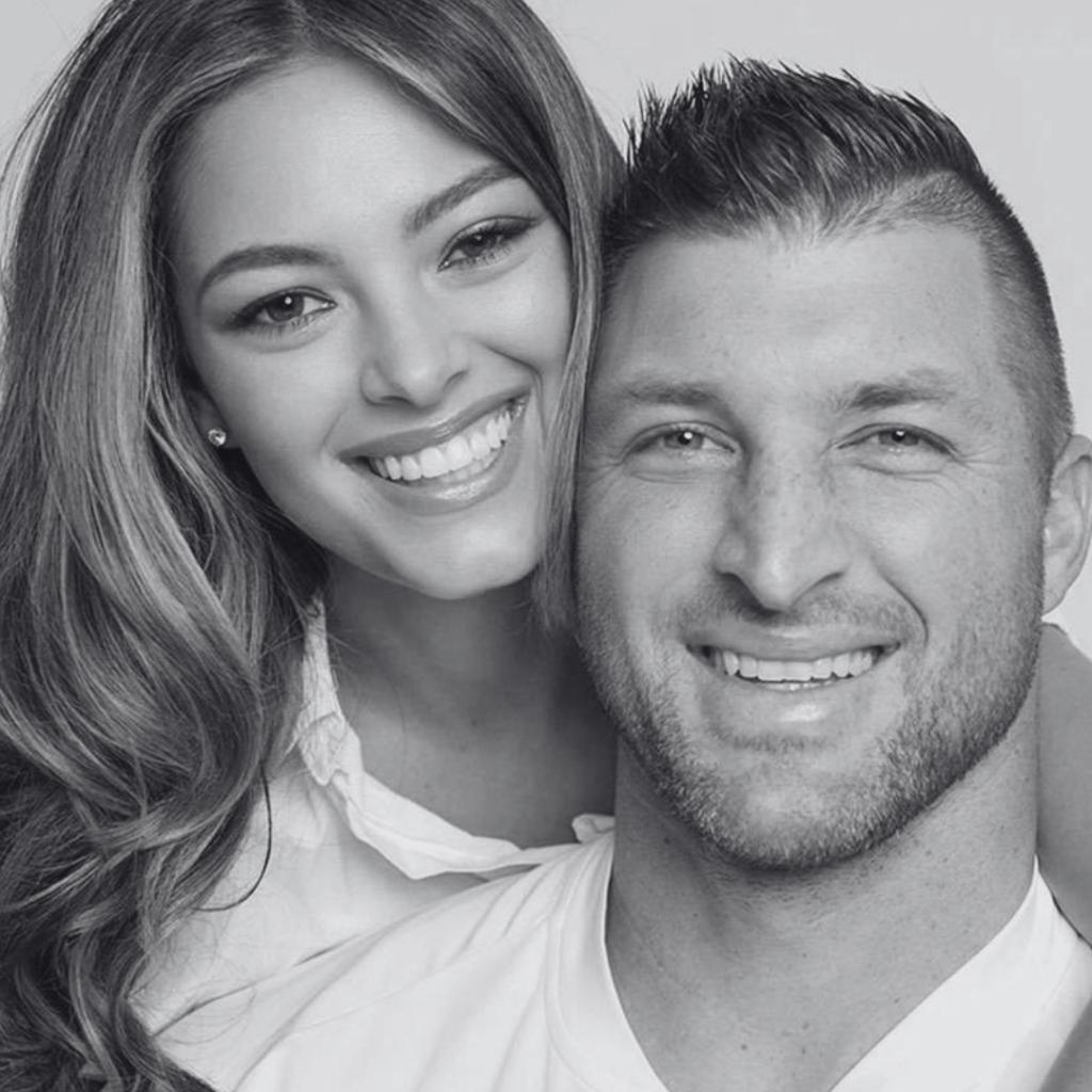 Demi & Tim Tebow - The Bossticks